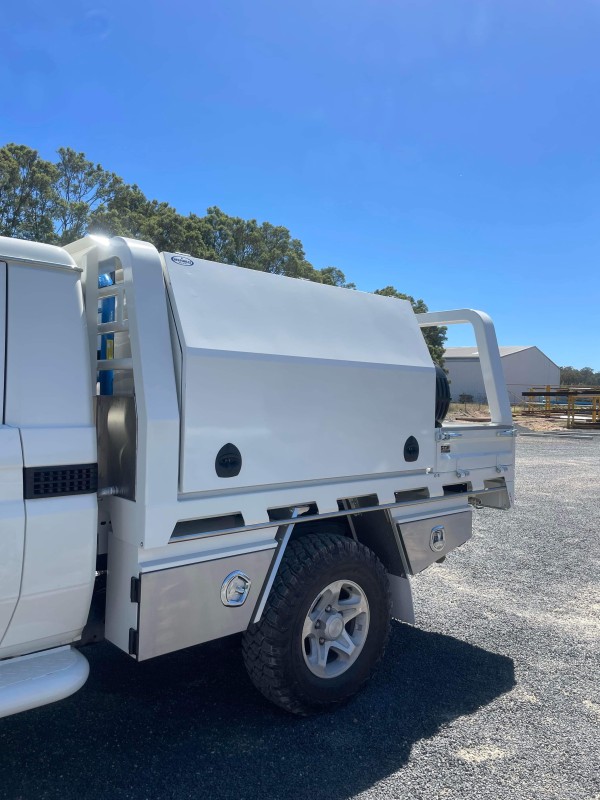 Landcruiser Custom Tray