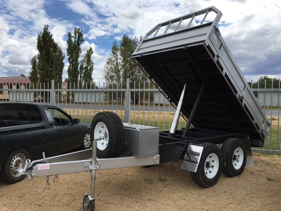 Trailers - Sapphire City Engineering - Custom made Trailers. Inverell ...
