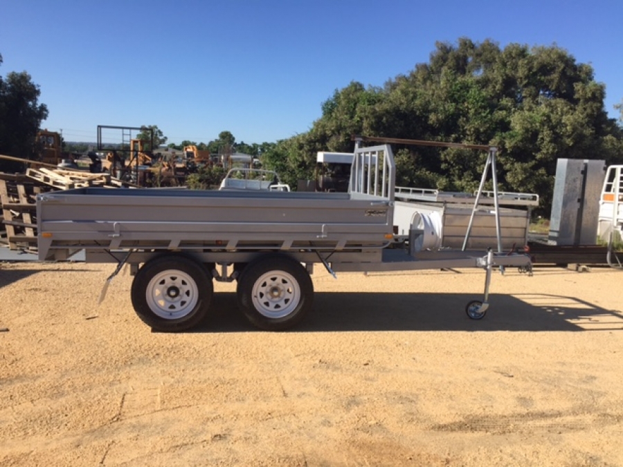 Trailers - Sapphire City Engineering - Custom made Trailers. Inverell ...