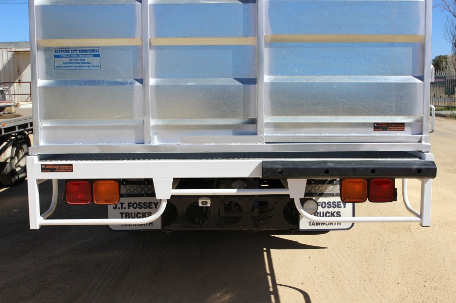 Cattle Floats - Sapphire City Engineering - Custom made Cattle Floats ...